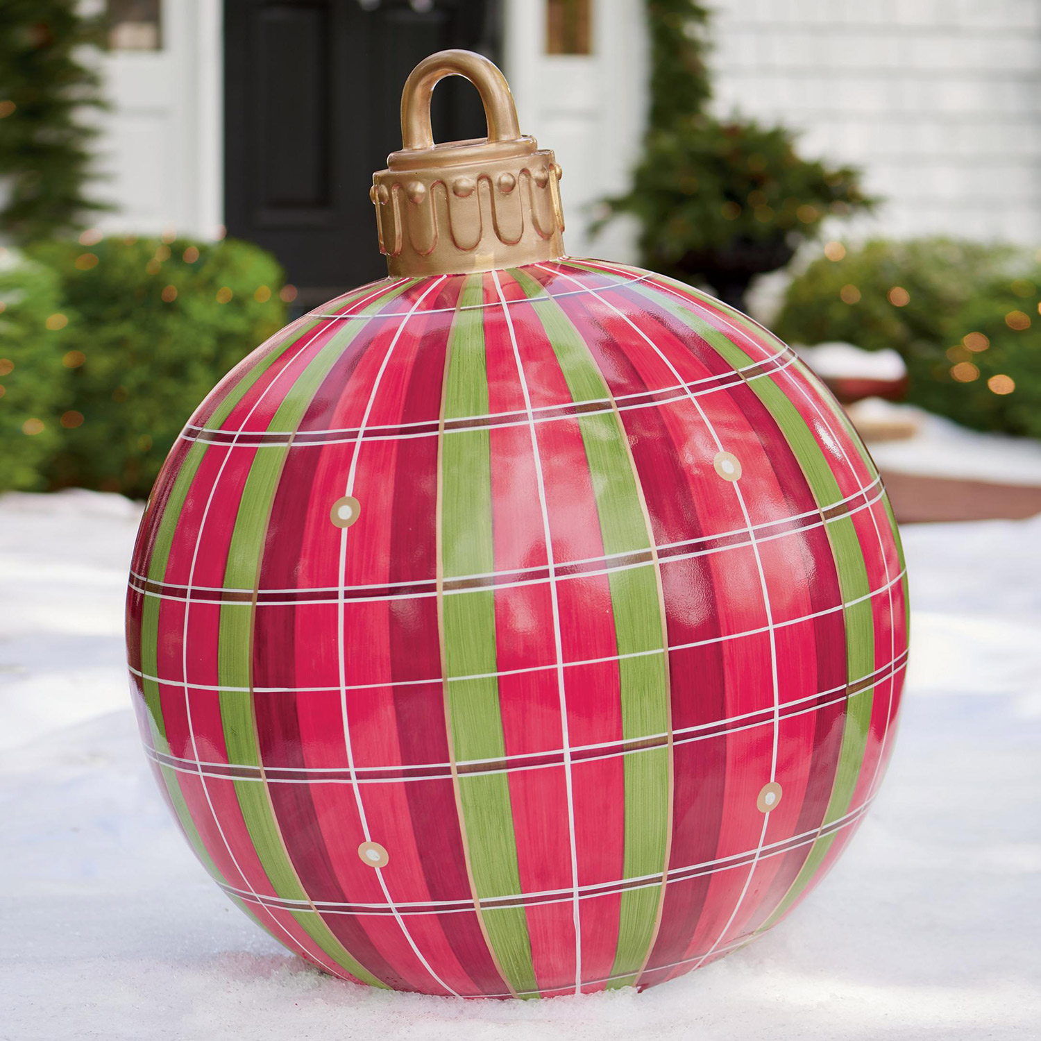 Massive Outdoor Christmas Ornaments Massive Outdoor Christmas Ornaments