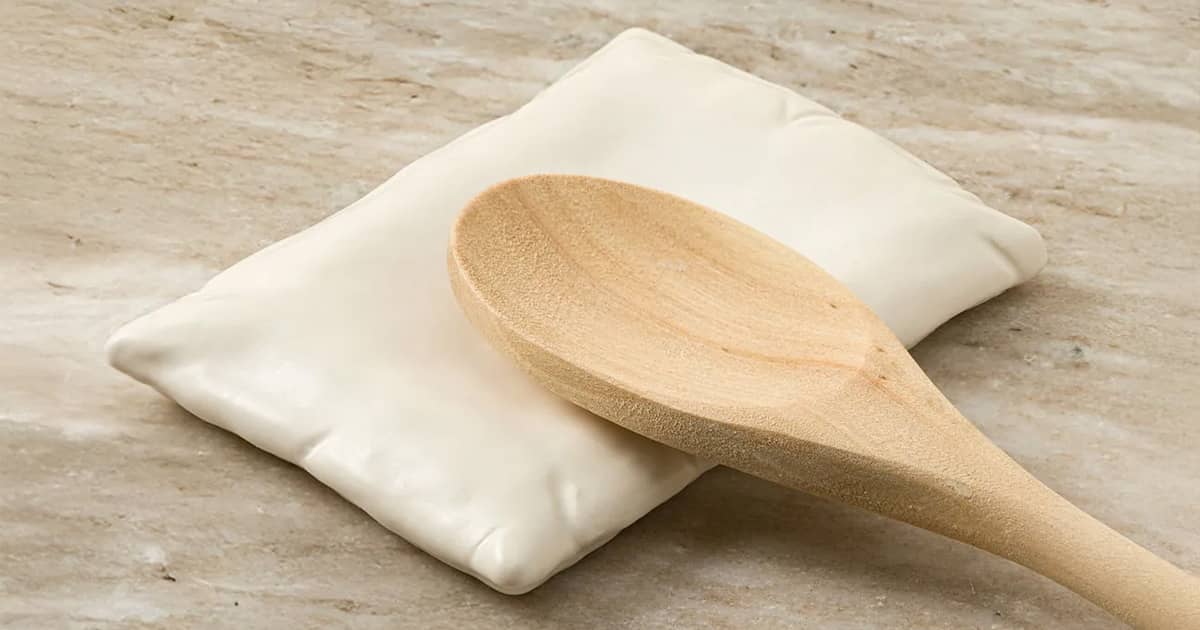 Ceramic Pillow Spoon Rest | The Green Head