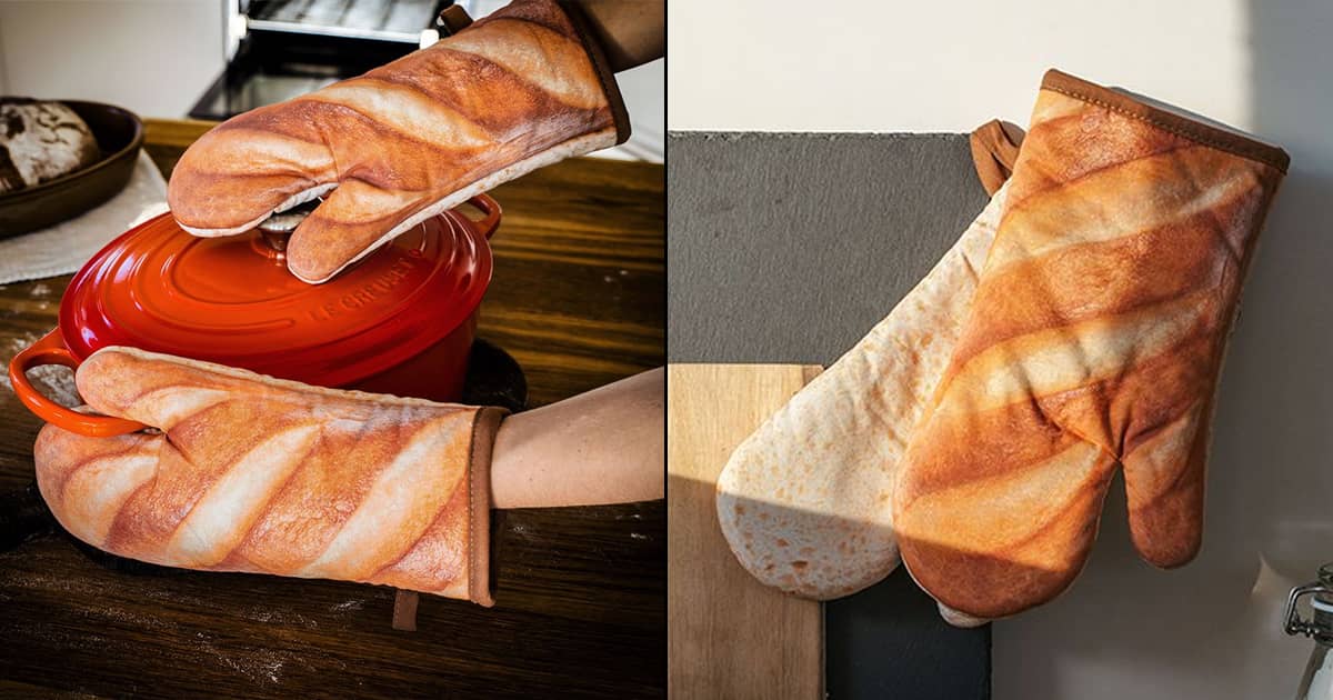 Freshly Baked Bread Oven Mitts | The Green Head
