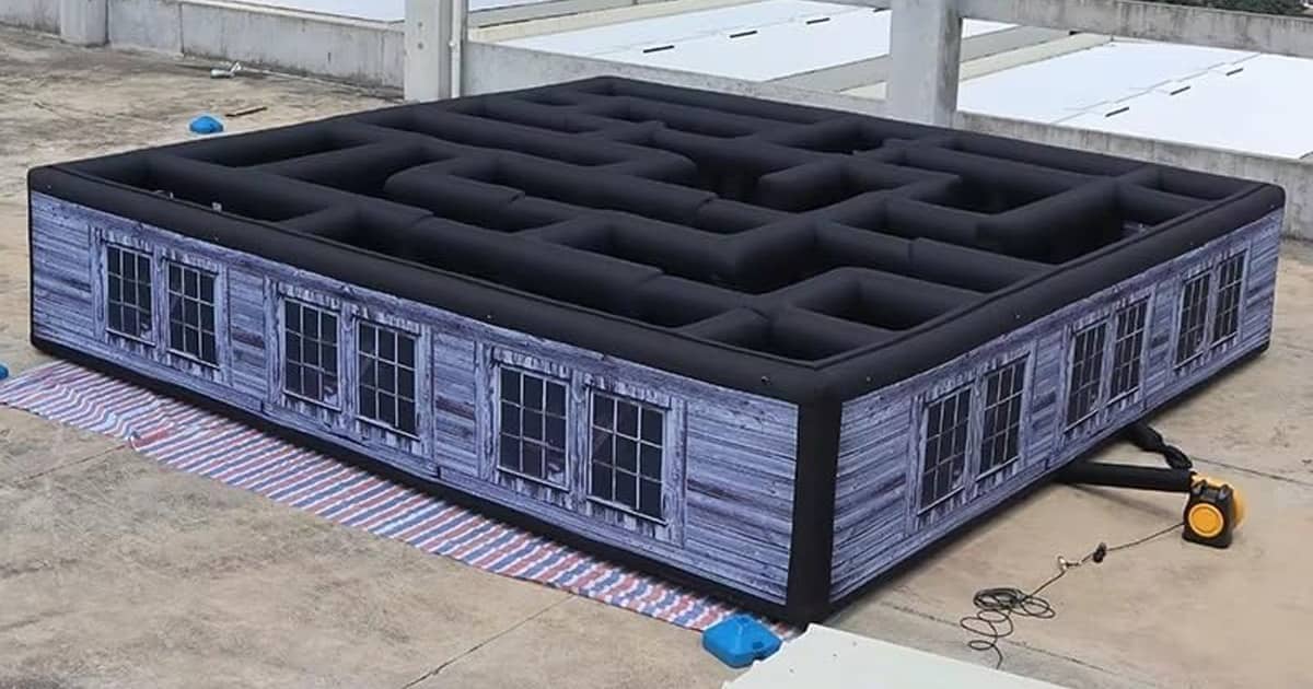 Giant 26-Ft Inflatable Haunted House Maze | The Green Head