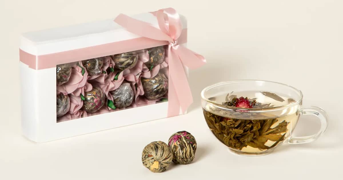 Hand-Sewn Blooming Tea Gift Set | The Green Head