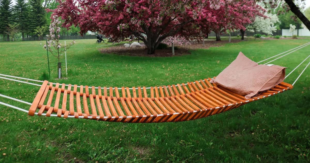 Handmade Cedar Wood Hammock | The Green Head