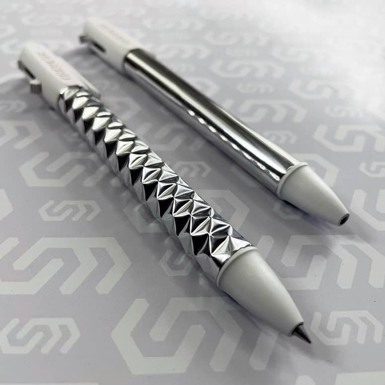 Crushmetric SwitchPen - Changes Shape Between Solid and Crushed