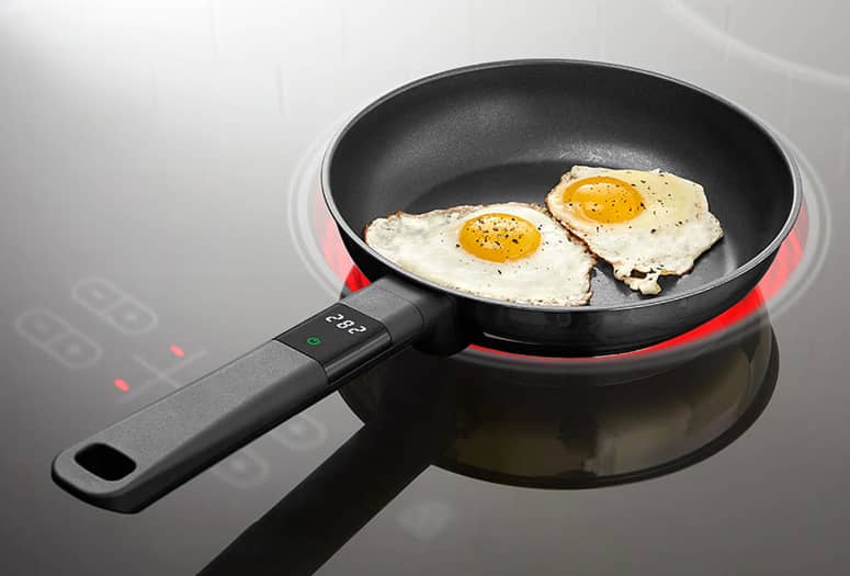 Digital Temperature Display Frying Pan | The Green Head