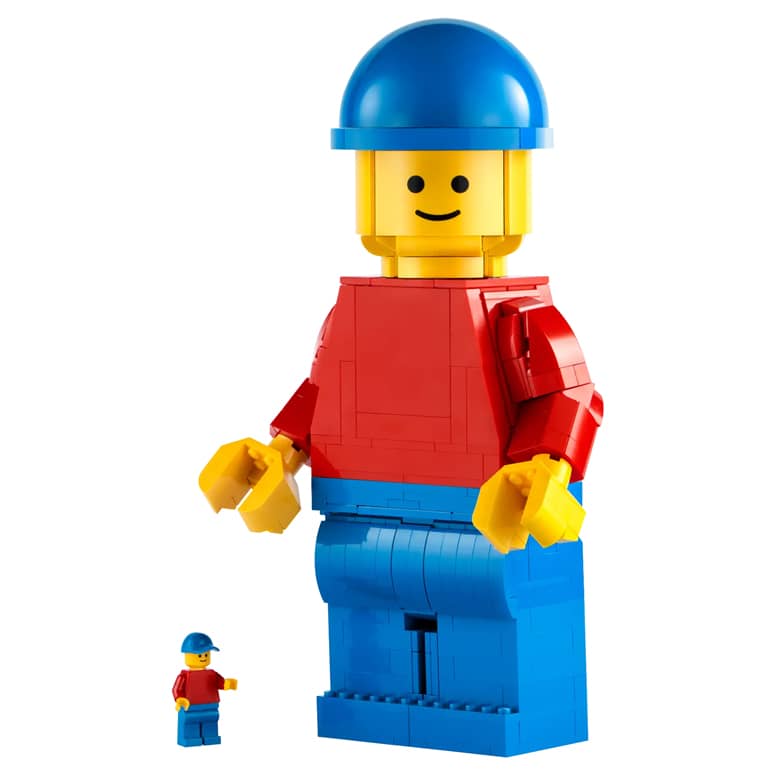 Up-Scaled LEGO Minifigure | The Green Head